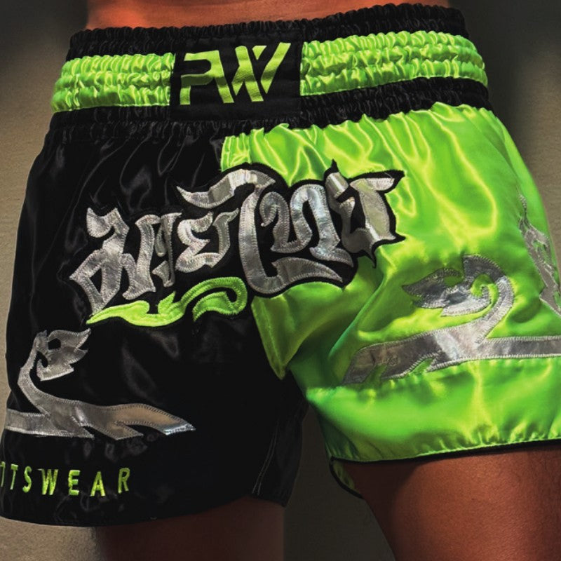 Muay Thai Shorts bei PittsWear - Exklusive Thaiboxhosen für Jeden